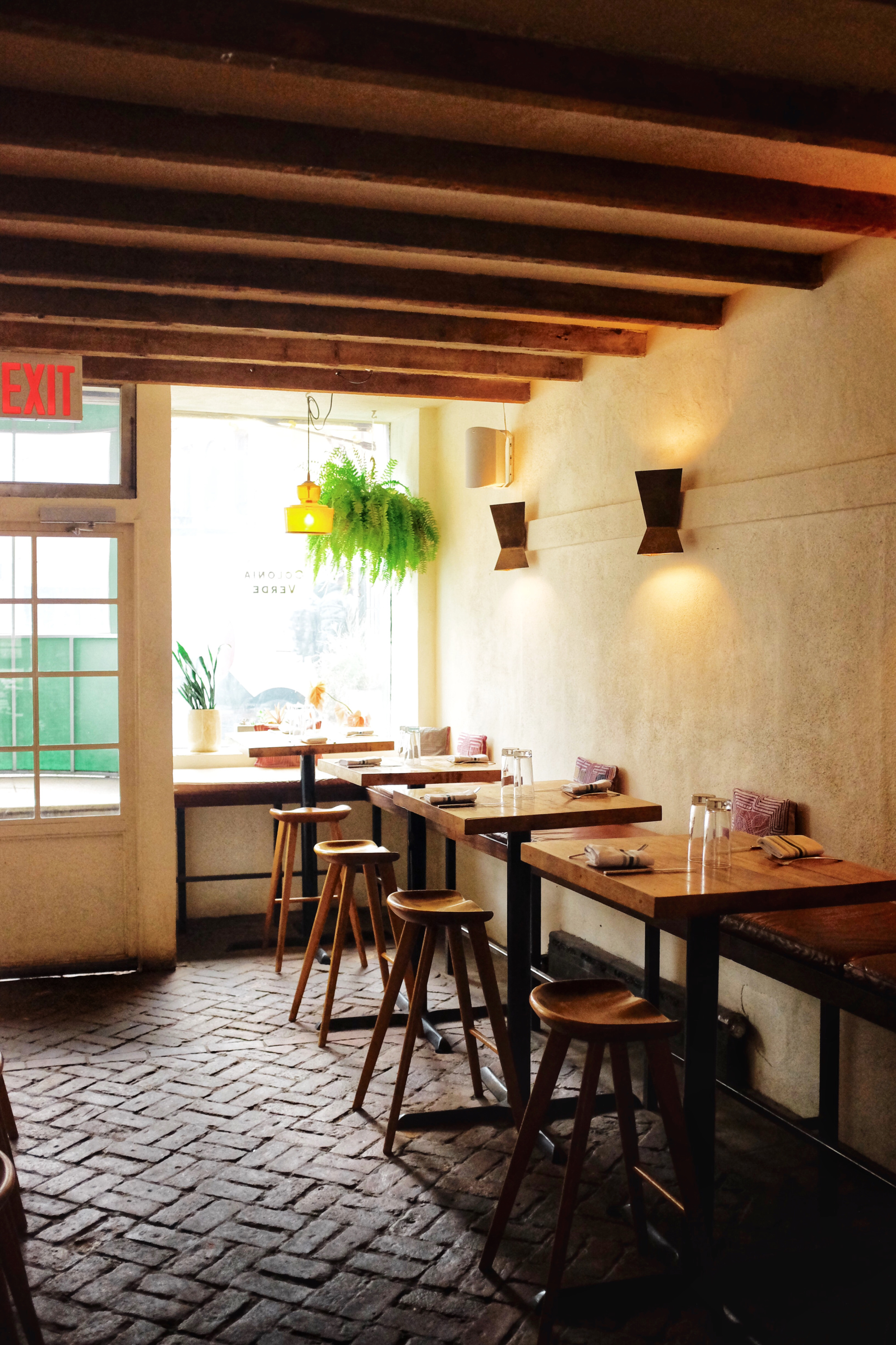 The Resy Guide to Dining Solo (With a Good Book) — Resy | Right This Way