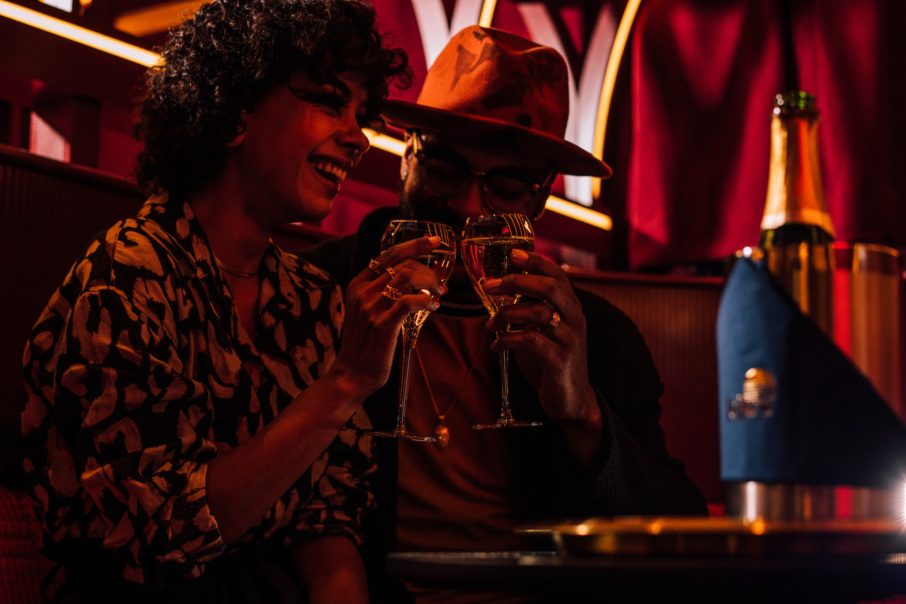 Five Things to Know About JoJo's Beloved Cocktail Lounge in Midtown ...