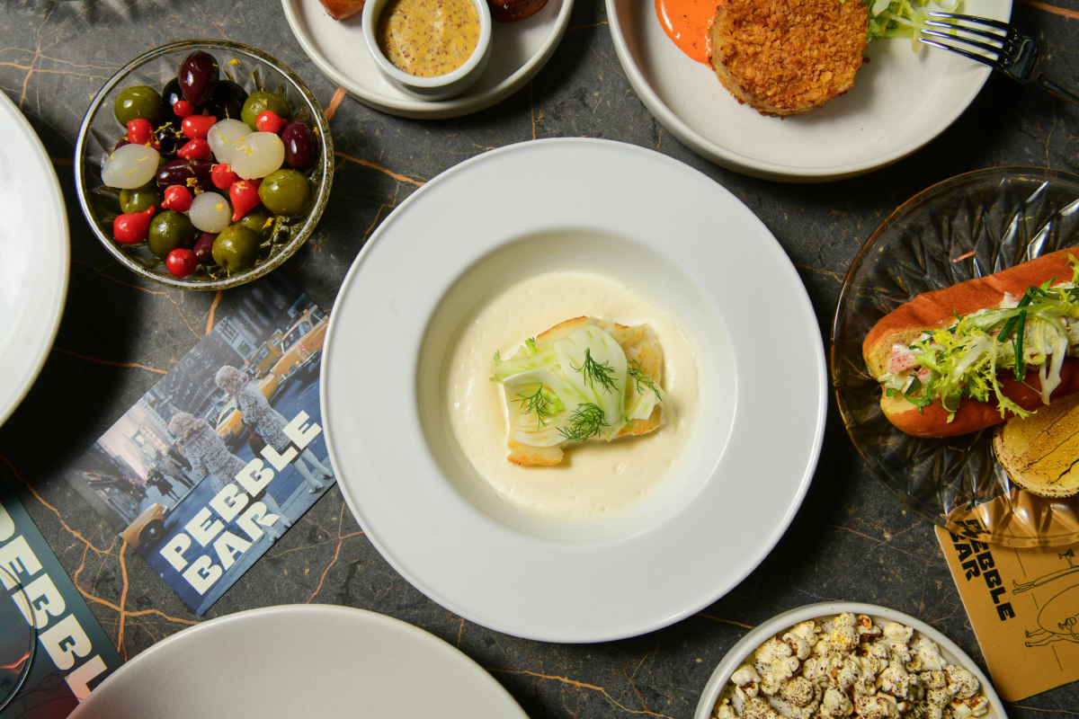 How to Get Into Pebble Bar, at Rockefeller Center — Resy | Right This Way