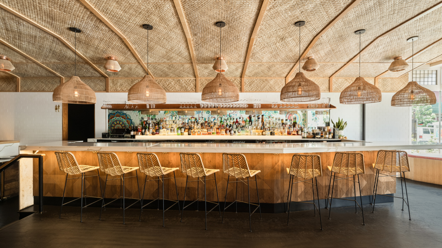 How to Get Into Pebble Bar, at Rockefeller Center — Resy | Right This Way