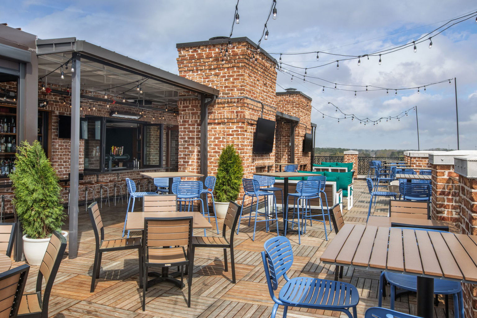Five Things to Know About TBB 122, a Sunny West Coast Café in ...
