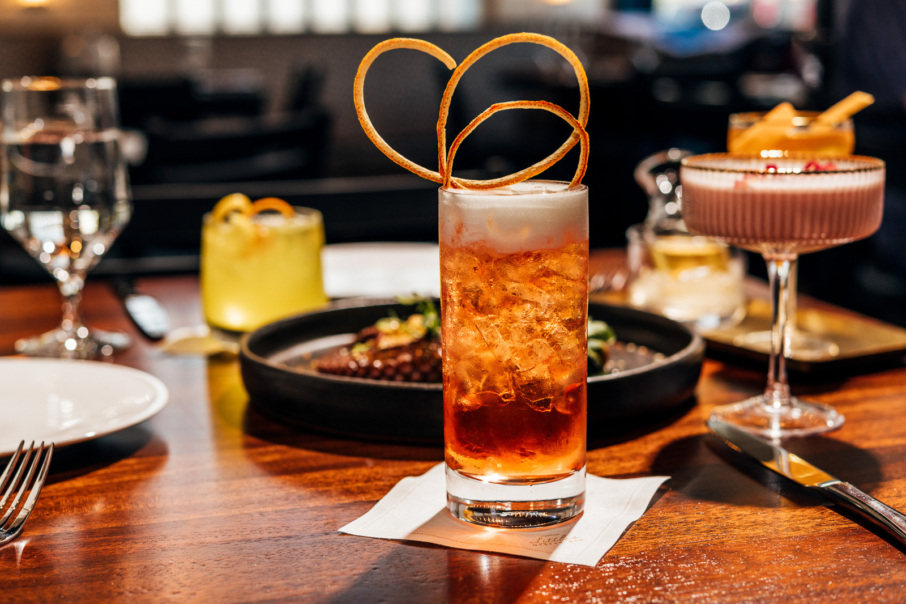 There’s Lots to Love About Little’s Oyster Bar, from the Pappas Family ...