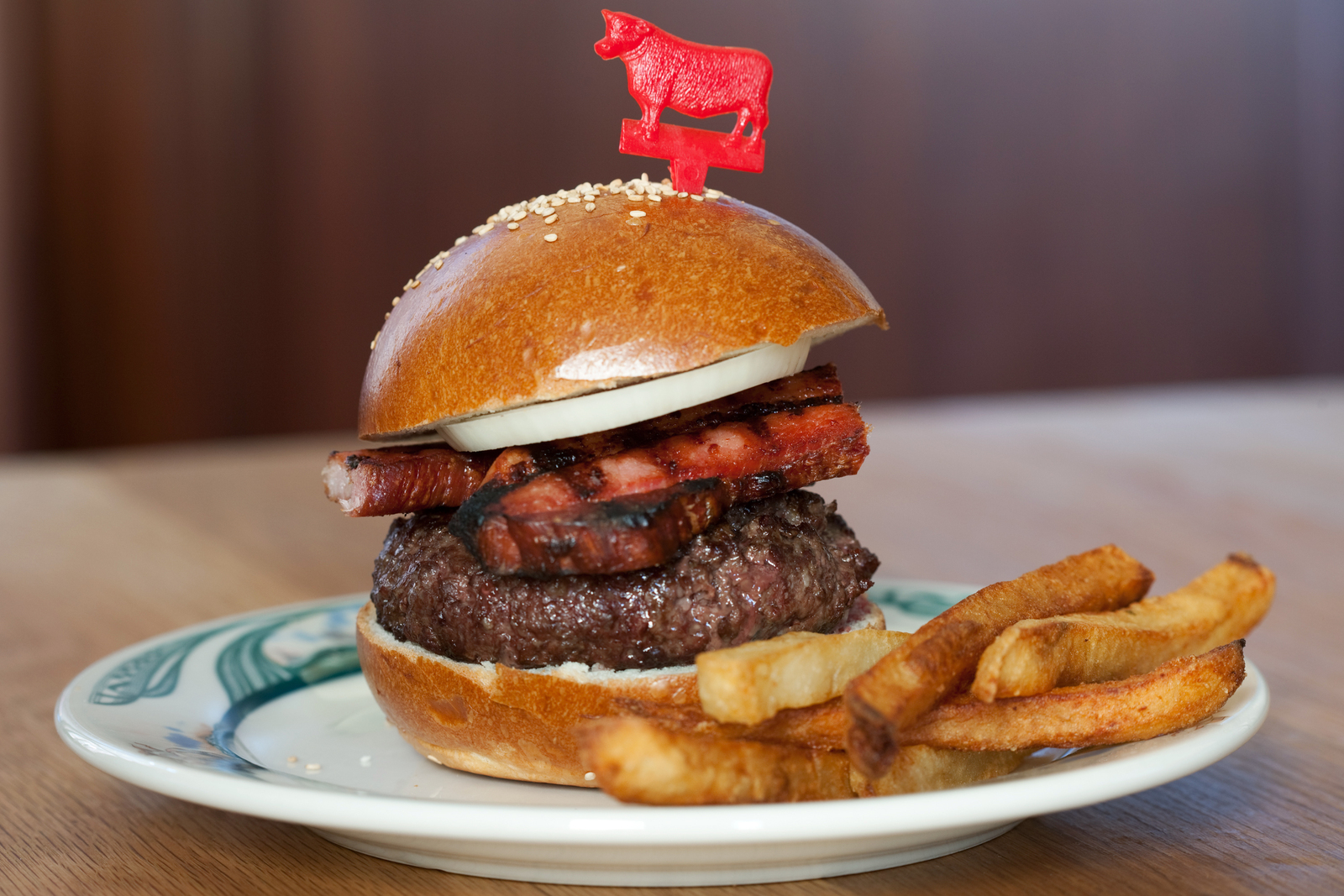 The Ultimate Guide to Burgers (and Fries) in New York — Resy | Right ...