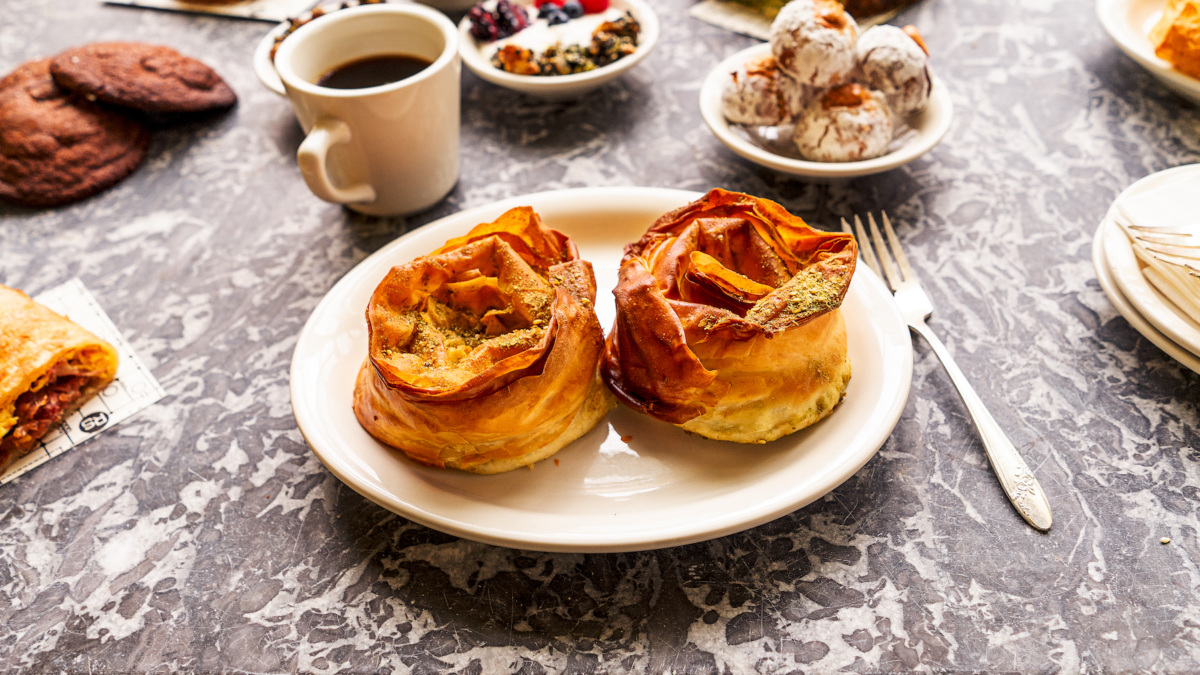 Everything You Need to Know About Greenpoint’s Radio Star, New From the Glasserie Team — Resy ...