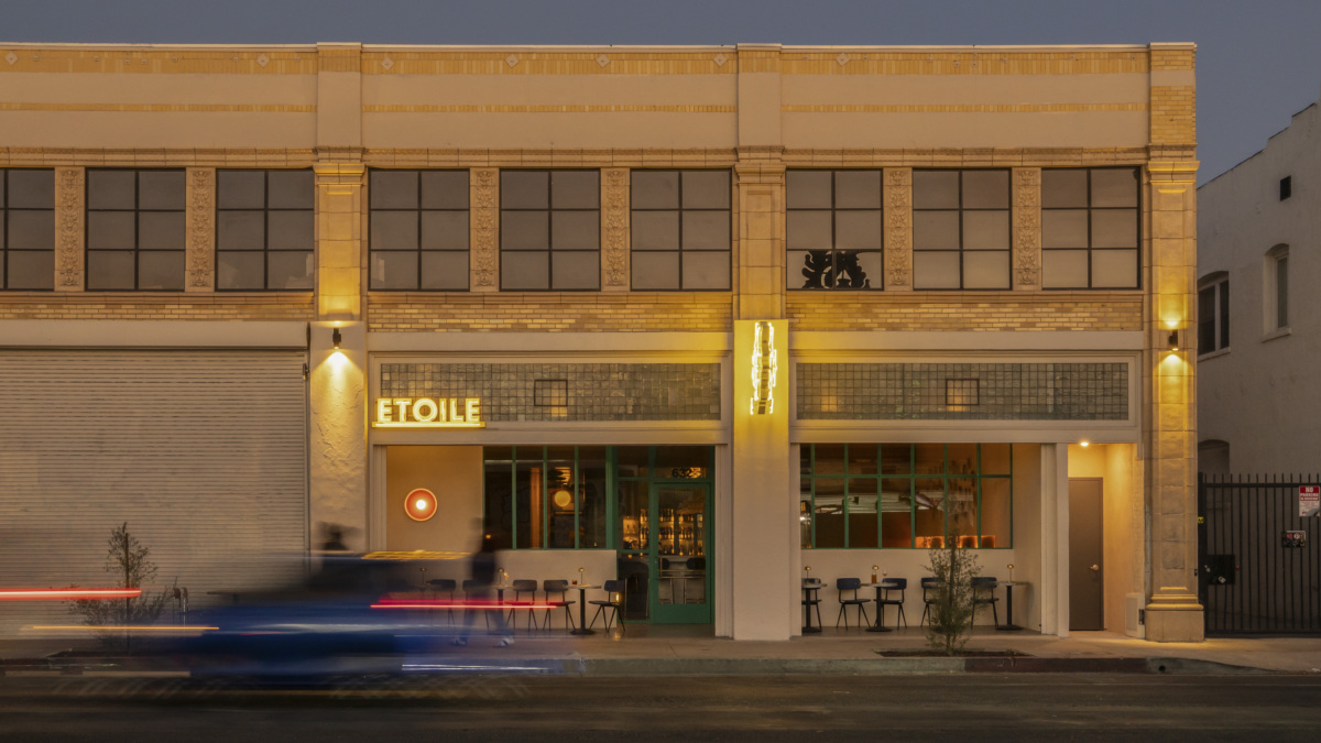Bar Etoile Lights Up Melrose Hill with Natural Wines and Chic Bistro Fare