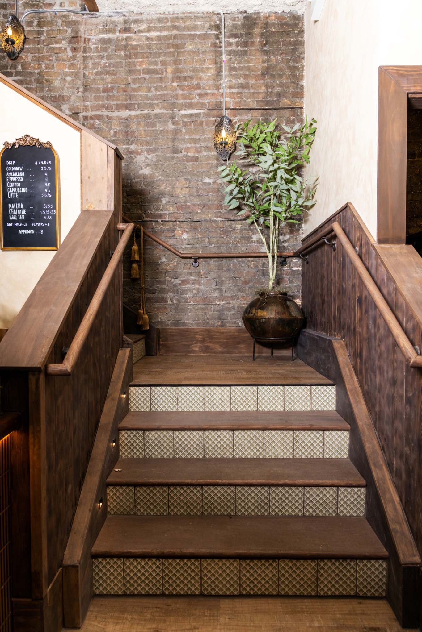 Meet Cafe Yaya, Now Serving Pastries and Bistro Fare in Lincoln Park