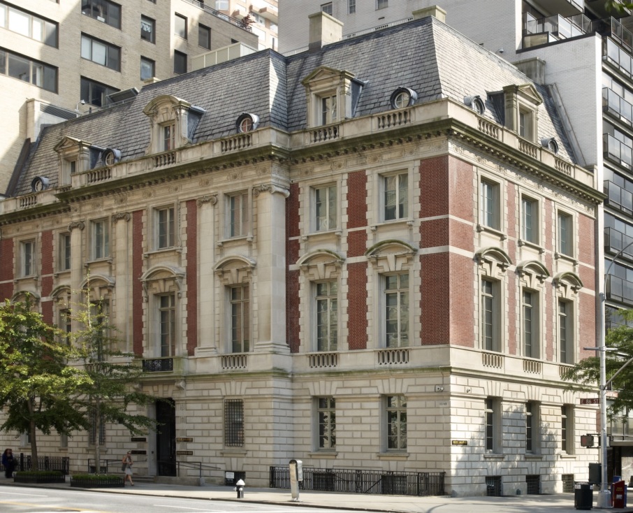 Café Sabarsky Is Manhattan’s Ultimate Coffee Break — Resy | Right This Way