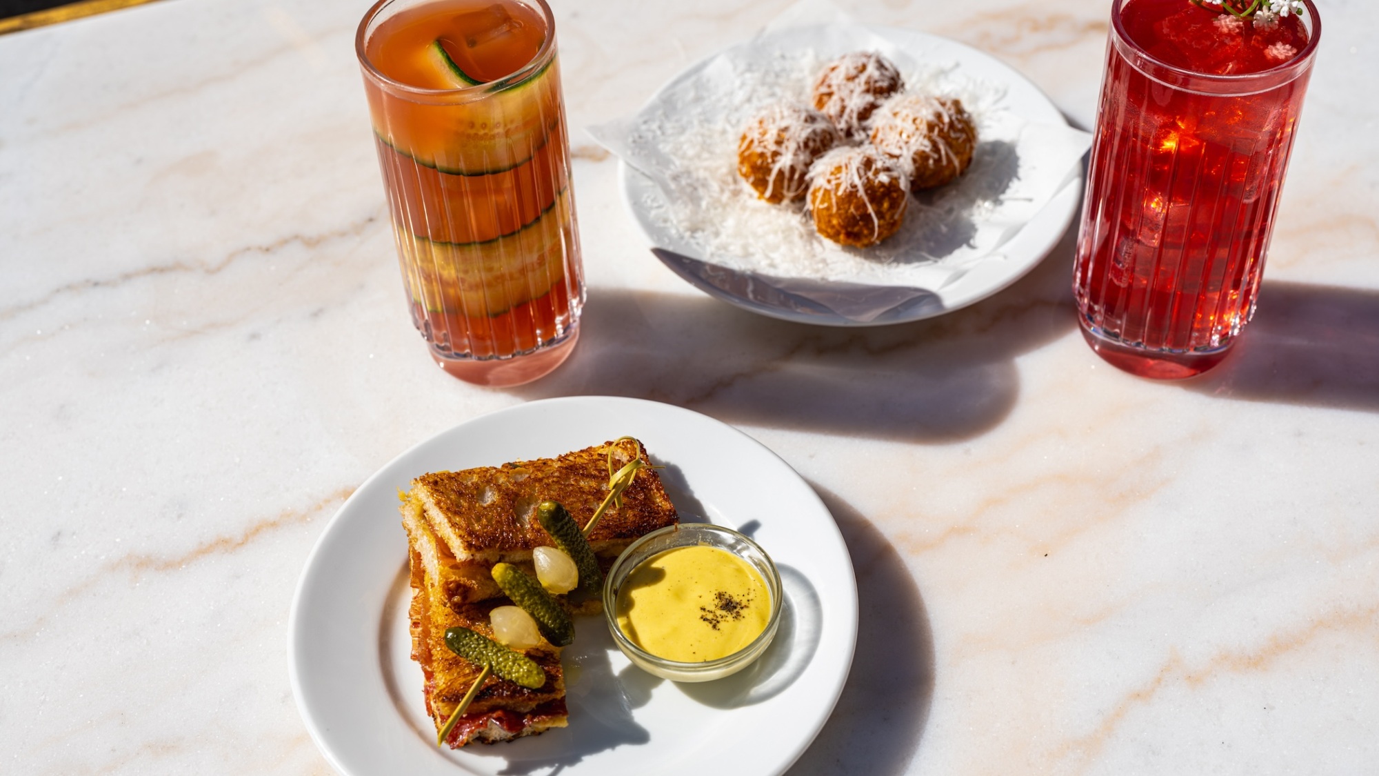 How to Get Into Pebble Bar, at Rockefeller Center — Resy | Right This Way