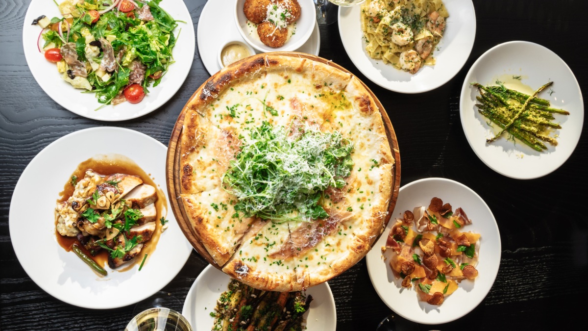 How to Get a Table at Italian American Hotspot Canal Street Eatery