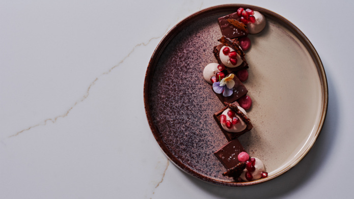 Meet Bar Avize, An Alpine-Inspired Bar in West Midtown — Resy | Right ...